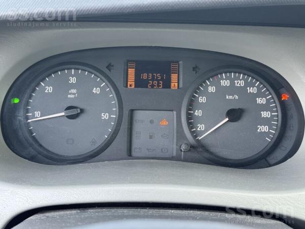 White Opel Vivaro 2007 in Riga, with an engine capacity of 2.00 L and mileage of 184 thousand km for 6550 €, photo 10 on AUTOMOTO.COM.LV