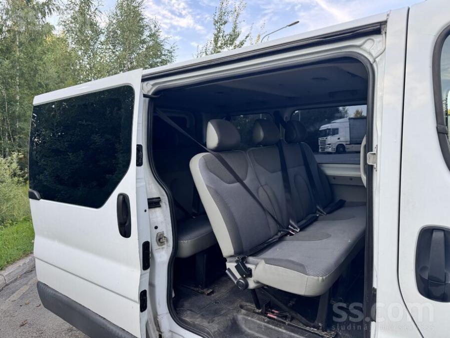 Balts Opel Vivaro 2007 Rīga, ar dzinēja tilpumu 2.00 L un nobraukumu 184 tūkst. km par 6550 €, foto 14 vietnē AUTOMOTO.COM.LV