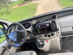 White Opel Vivaro 2007 in Utena, with an engine capacity of 2.00 L and mileage of 373 thousand km for 4200 €, photo 9 on AUTOMOTO.COM.LV