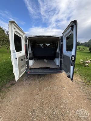 White Opel Vivaro 2007 in Utena, with an engine capacity of 2.00 L and mileage of 373 thousand km for 4200 €, photo 11 on AUTOMOTO.COM.LV