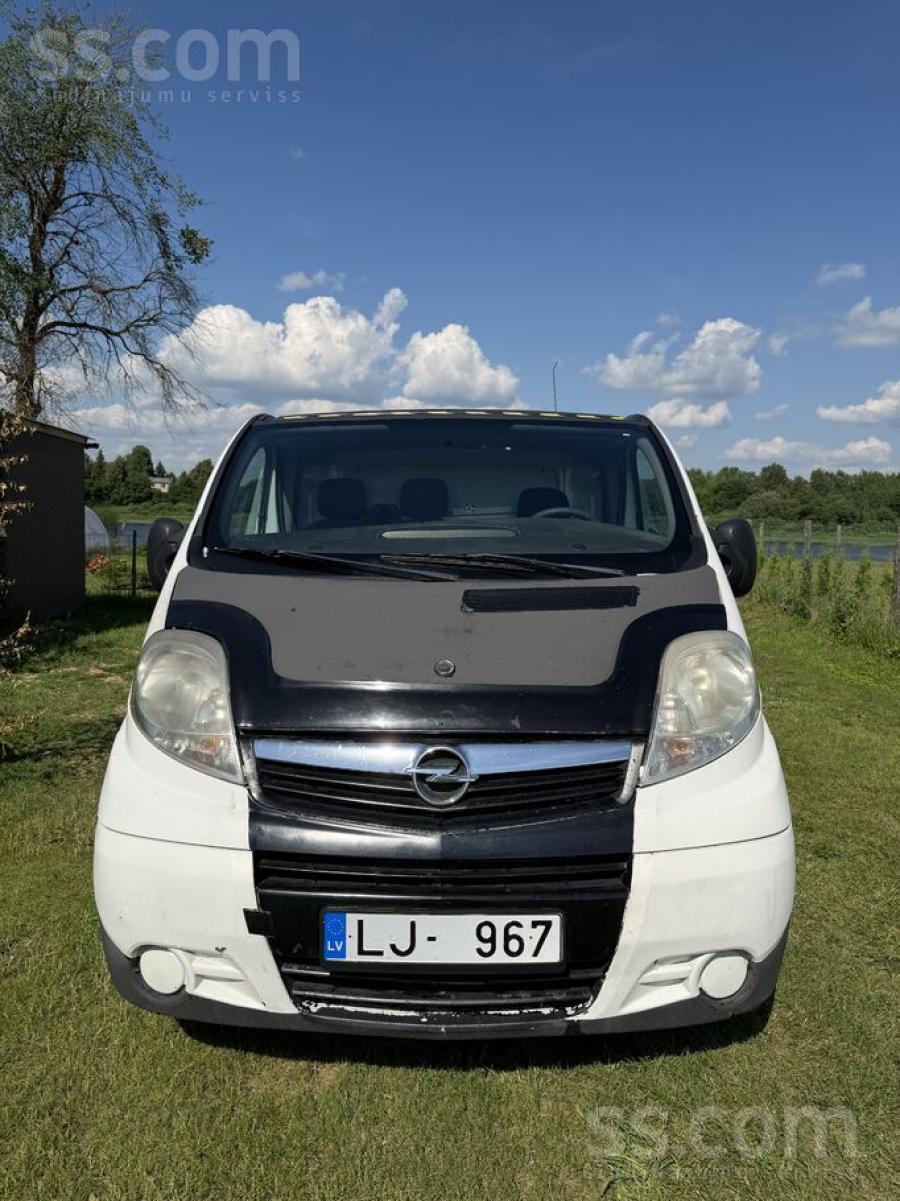Balts Opel Vivaro 2007 Jēkabpils, ar dzinēja tilpumu 2.00 L un nobraukumu 279 tūkst. km par 2200 €, foto 3 vietnē AUTOMOTO.COM.LV