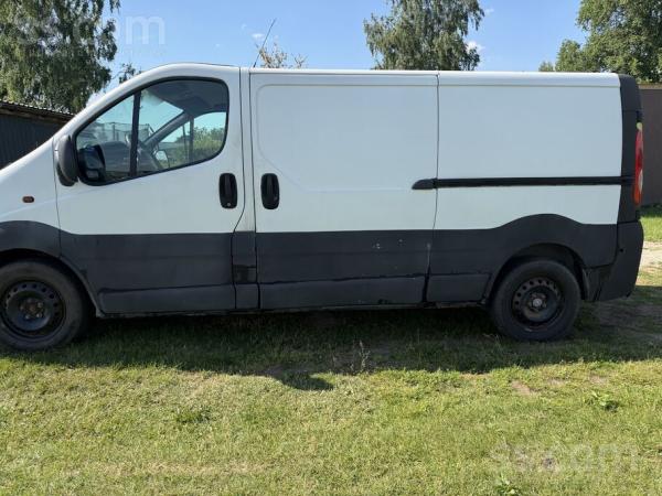 White Opel Vivaro 2007 in Jekabpils, with an engine capacity of 2.00 L and mileage of 279 thousand km for 2200 €, photo 5 on AUTOMOTO.COM.LV