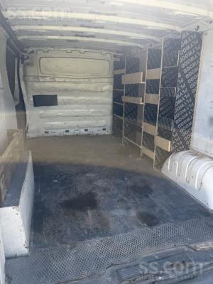 Balts Opel Vivaro 2007 Jēkabpils, ar dzinēja tilpumu 2.00 L un nobraukumu 279 tūkst. km par 2200 €, foto 9 vietnē AUTOMOTO.COM.LV