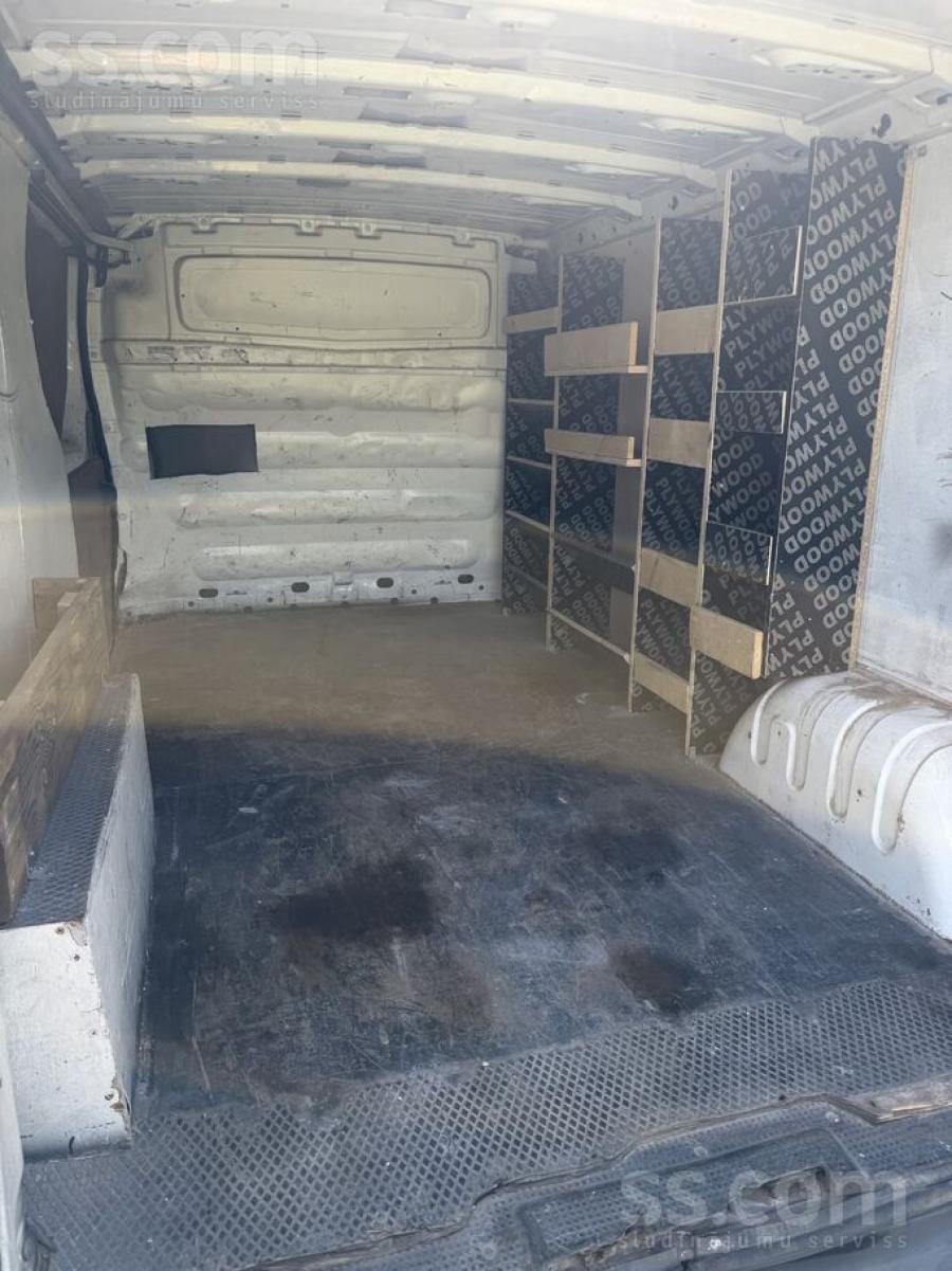 Balts Opel Vivaro 2007 Jēkabpils, ar dzinēja tilpumu 2.00 L un nobraukumu 279 tūkst. km par 2200 €, foto 9 vietnē AUTOMOTO.COM.LV