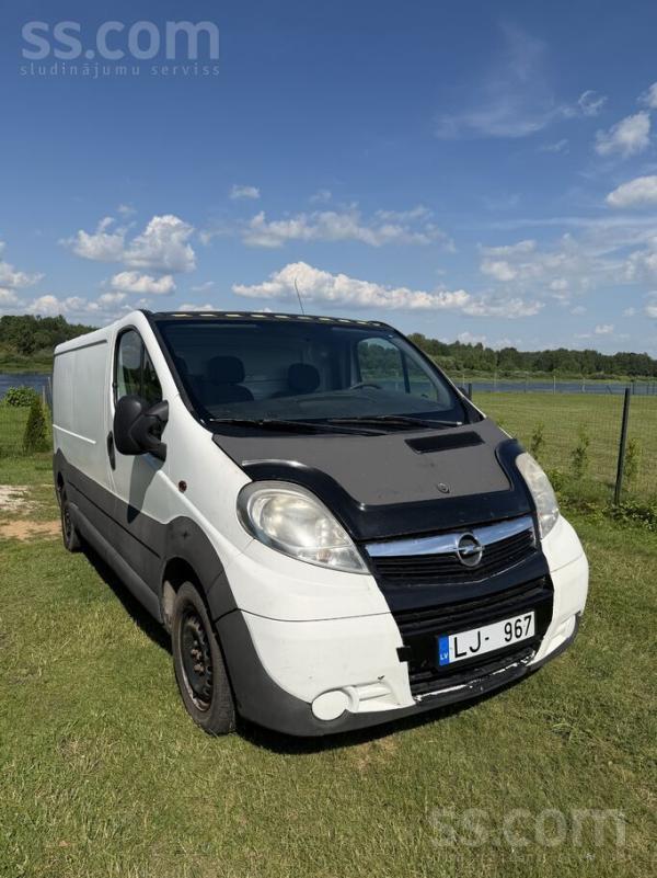 Balts Opel Vivaro 2007 Jēkabpils, ar dzinēja tilpumu 2.00 L un nobraukumu 279 tūkst. km par 2200 €, foto 1 vietnē AUTOMOTO.COM.LV