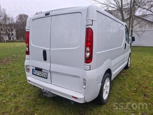 Balts Opel Vivaro 2008 Liepāja, ar dzinēja tilpumu 2.00 L un nobraukumu 199 tūkst. km par 5000 €, foto 13 vietnē AUTOMOTO.COM.LV