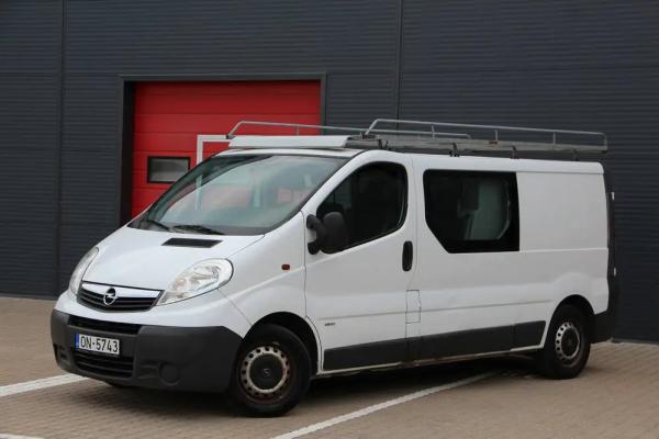 Balts Opel Vivaro 2008 Mārupe, ar dzinēja tilpumu 2.00 L un nobraukumu 323 tūkst. km par 6250 €, foto 4 vietnē AUTOMOTO.COM.LV