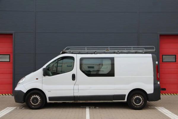Balts Opel Vivaro 2008 Mārupe, ar dzinēja tilpumu 2.00 L un nobraukumu 323 tūkst. km par 6250 €, foto 8 vietnē AUTOMOTO.COM.LV