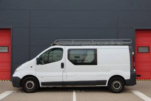 White Opel Vivaro 2008 in Marupe, with an engine capacity of 2.00 L and mileage of 323 thousand km for 6250 €, photo 9 on AUTOMOTO.COM.LV