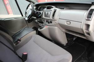White Opel Vivaro 2008 in Marupe, with an engine capacity of 2.00 L and mileage of 323 thousand km for 6250 €, photo 13 on AUTOMOTO.COM.LV