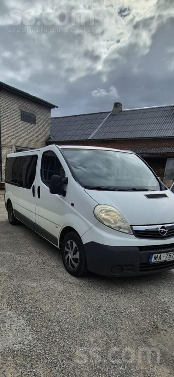 Balts Opel Vivaro 2008 Talsi, ar dzinēja tilpumu 2.50 L un nobraukumu 466 tūkst. km par 4495 €, foto 4 vietnē AUTOMOTO.COM.LV