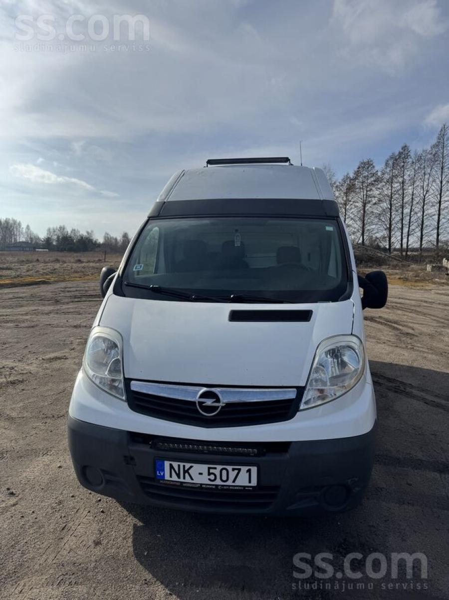 Balts Opel Vivaro 2008 Rīga, ar dzinēja tilpumu 2.00 L un nobraukumu 350 tūkst. km par 5800 €, foto 3 vietnē AUTOMOTO.COM.LV