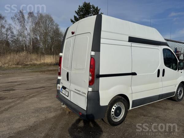 Balts Opel Vivaro 2008 Rīga, ar dzinēja tilpumu 2.00 L un nobraukumu 350 tūkst. km par 5800 €, foto 5 vietnē AUTOMOTO.COM.LV