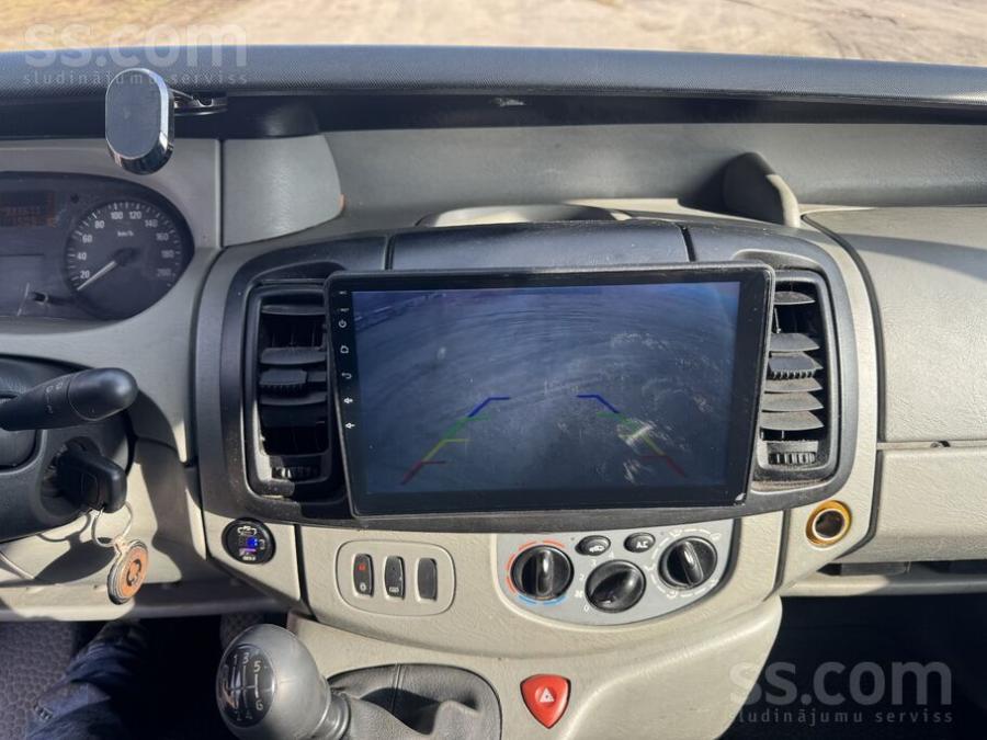 Balts Opel Vivaro 2008 Rīga, ar dzinēja tilpumu 2.00 L un nobraukumu 350 tūkst. km par 5800 €, foto 10 vietnē AUTOMOTO.COM.LV