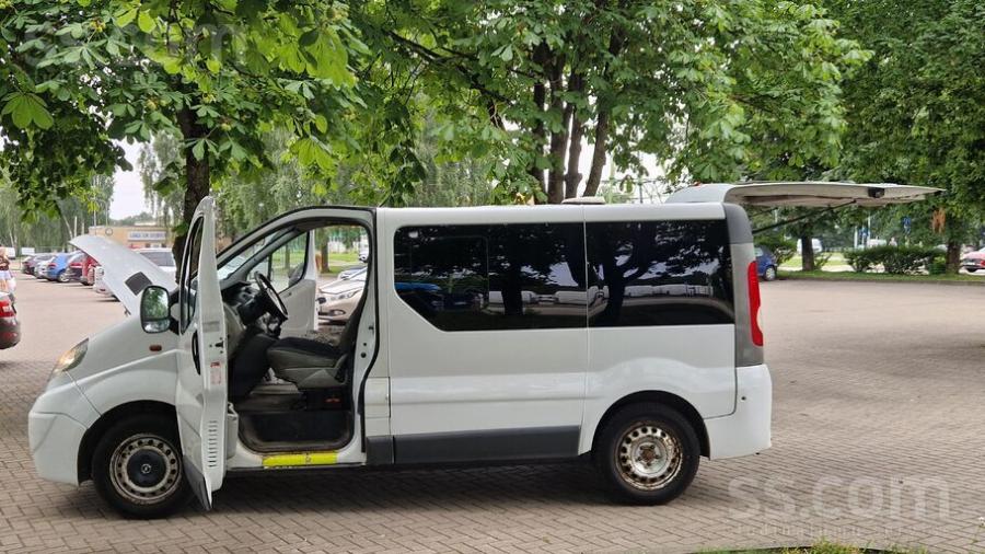 Balts Opel Vivaro 2008 Rīga, ar dzinēja tilpumu 2.00 L un nobraukumu 0 tūkst. km par 3590 €, foto 3 vietnē AUTOMOTO.COM.LV