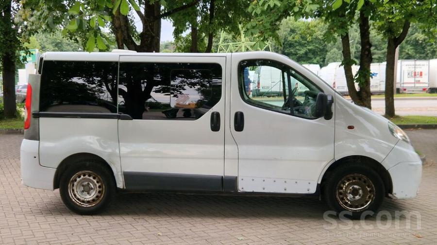 Balts Opel Vivaro 2008 Rīga, ar dzinēja tilpumu 2.00 L un nobraukumu 0 tūkst. km par 3590 €, foto 14 vietnē AUTOMOTO.COM.LV