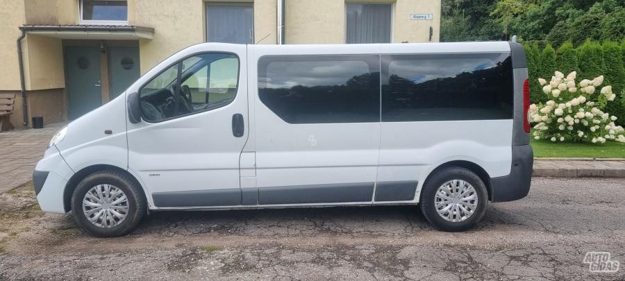 Balts Opel Vivaro 2008 Klaipėda, ar dzinēja tilpumu 2.50 L un nobraukumu 350 tūkst. km par 4500 €, foto 8 vietnē AUTOMOTO.COM.LV