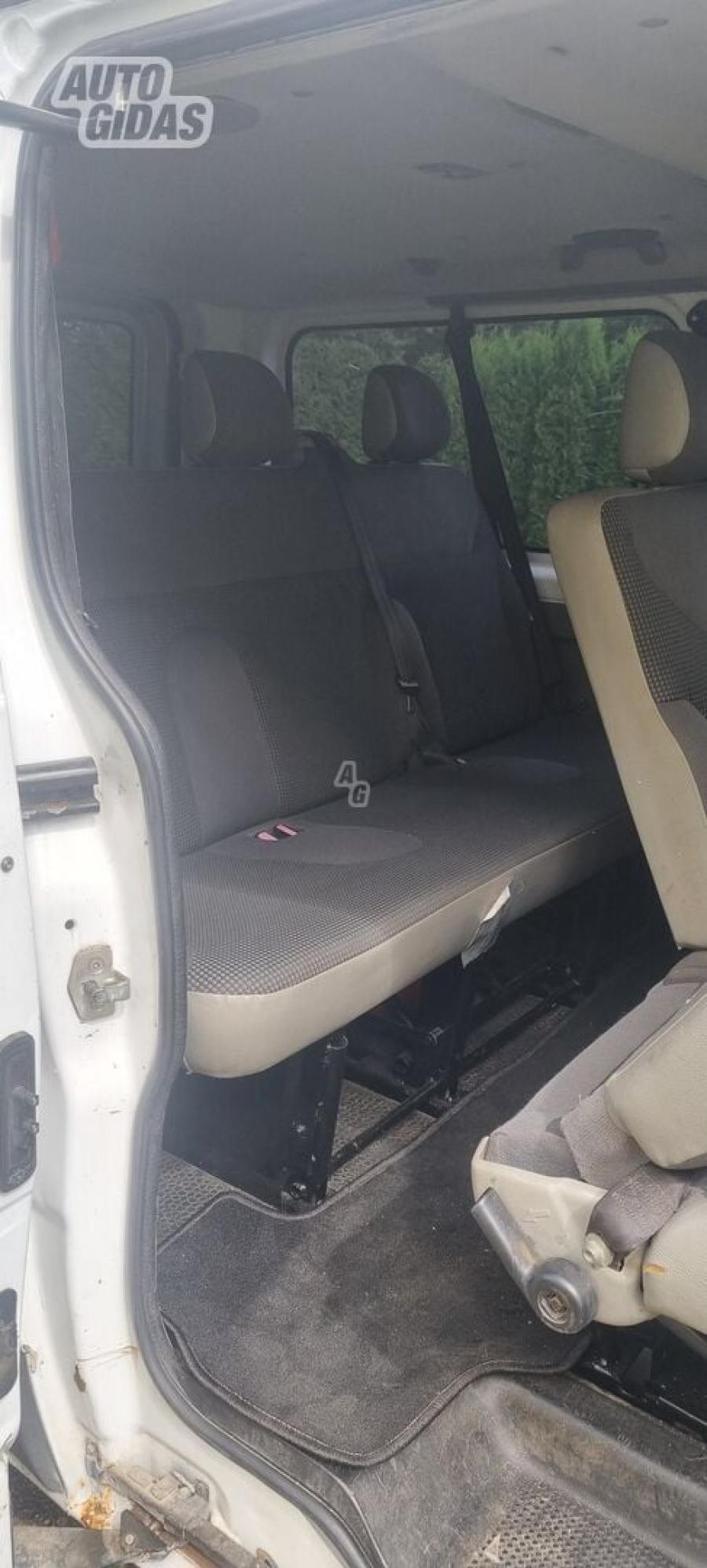 Balts Opel Vivaro 2008 Klaipėda, ar dzinēja tilpumu 2.50 L un nobraukumu 350 tūkst. km par 4500 €, foto 10 vietnē AUTOMOTO.COM.LV
