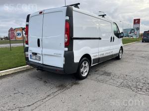 White Opel Vivaro 2009 in Riga, with an engine capacity of 2.00 L and mileage of 420 thousand km for 3700 €, photo 4 on AUTOMOTO.COM.LV