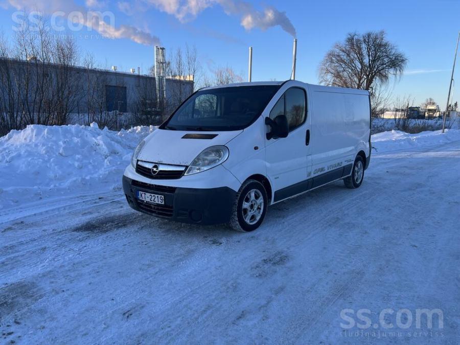 Balts Opel Vivaro 2009 Bauska, ar dzinēja tilpumu 2.00 L un nobraukumu 420 tūkst. km par 3700 €, foto 1 vietnē AUTOMOTO.COM.LV