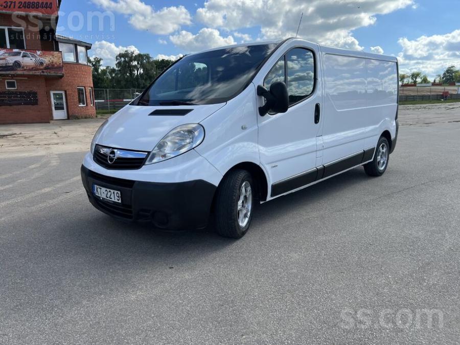 Balts Opel Vivaro 2009 Bauska, ar dzinēja tilpumu 2.00 L un nobraukumu 0 tūkst. km par 4200 €, foto 1 vietnē AUTOMOTO.COM.LV