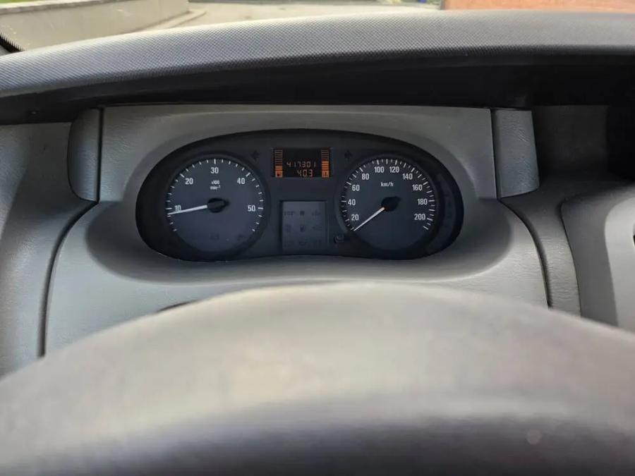 Белый Опель Виваро 2009 в Екабпилс, объемом двигателя 2.50 л и пробегом 418 тыс. км за 5490 €, фото 24 на AUTOMOTO.COM.LV