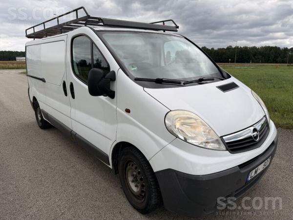 Balts Opel Vivaro 2009 Rīga, ar dzinēja tilpumu 2.50 L un nobraukumu 278 tūkst. km par 4900 €, foto 3 vietnē AUTOMOTO.COM.LV