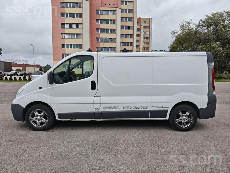 White Opel Vivaro 2009 in Liepaja, with an engine capacity of 2.00 L and mileage of 250 thousand km for 3500 €, photo 3 on AUTOMOTO.COM.LV