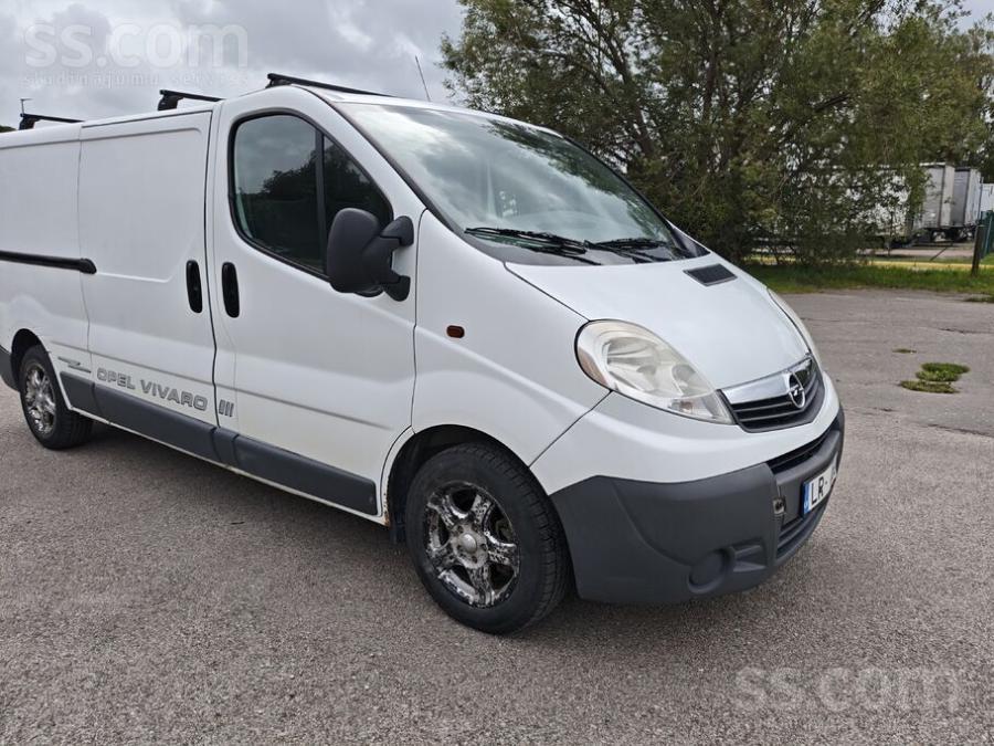 White Opel Vivaro 2009 in Liepaja, with an engine capacity of 2.00 L and mileage of 250 thousand km for 3500 €, photo 8 on AUTOMOTO.COM.LV