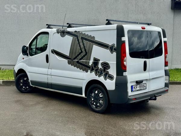 White Opel Vivaro 2010 in Jelgava, with an engine capacity of 2.00 L and mileage of 0 thousand km for 5500 €, photo 4 on AUTOMOTO.COM.LV