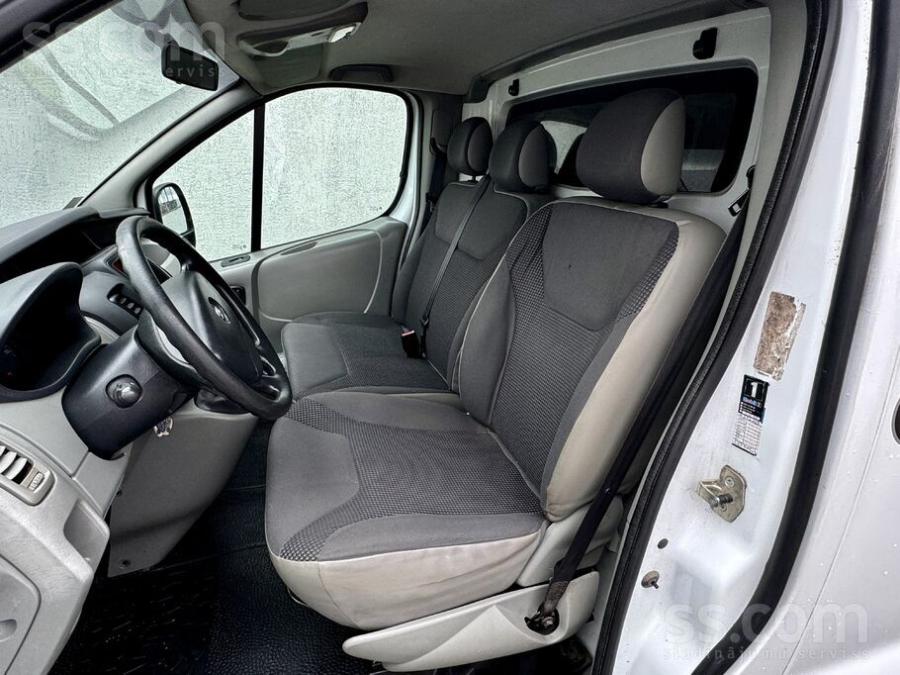 Balts Opel Vivaro 2010 Jelgava, ar dzinēja tilpumu 2.00 L un nobraukumu 0 tūkst. km par 5500 €, foto 10 vietnē AUTOMOTO.COM.LV