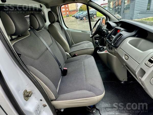 White Opel Vivaro 2010 in Jelgava, with an engine capacity of 2.00 L and mileage of 0 thousand km for 5500 €, photo 10 on AUTOMOTO.COM.LV