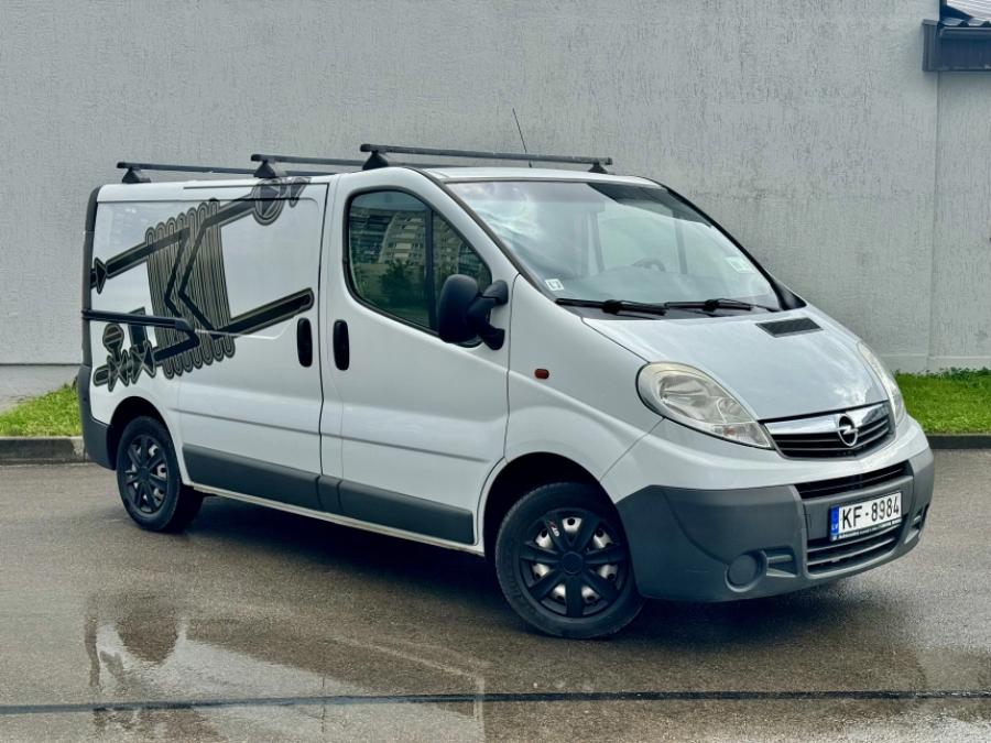 White Opel Vivaro 2010 in Riga, with an engine capacity of 2.00 L and mileage of 254 thousand km for 5950 €, photo 5 on AUTOMOTO.COM.LV