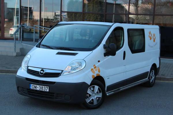 Balts Opel Vivaro 2010 Mārupe, ar dzinēja tilpumu 2.00 L un nobraukumu 323 tūkst. km par 6150 €, foto 2 vietnē AUTOMOTO.COM.LV