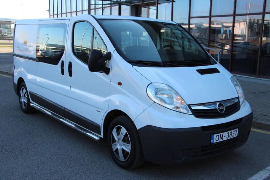 Balts Opel Vivaro 2010 Mārupe, ar dzinēja tilpumu 2.00 L un nobraukumu 323 tūkst. km par 6150 €, foto 4 vietnē AUTOMOTO.COM.LV