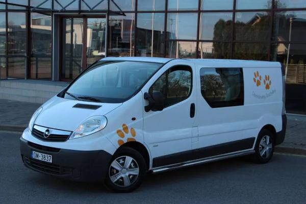 Balts Opel Vivaro 2010 Mārupe, ar dzinēja tilpumu 2.00 L un nobraukumu 323 tūkst. km par 6150 €, foto 4 vietnē AUTOMOTO.COM.LV