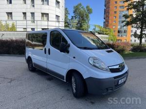 White Opel Vivaro 2010 in Riga, with an engine capacity of 2.00 L and mileage of 392 thousand km for 2992 €, photo 3 on AUTOMOTO.COM.LV