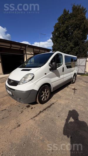 Balts Opel Vivaro 2010 Daugavpils, ar dzinēja tilpumu 2.00 L un nobraukumu 261 tūkst. km par 6700 €, foto 4 vietnē AUTOMOTO.COM.LV