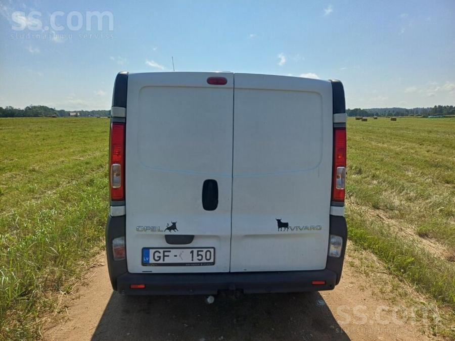 White Opel Vivaro 2011 in Riga, with an engine capacity of 2.00 L and mileage of 358 thousand km for 5000 €, photo 13 on AUTOMOTO.COM.LV