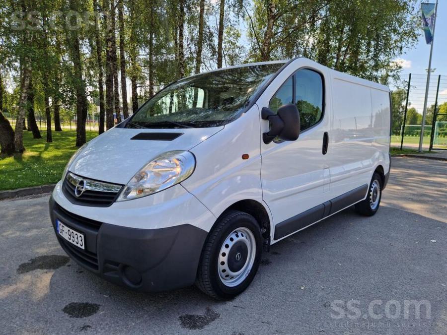 White Opel Vivaro 2011 in Riga, with an engine capacity of 2.00 L and mileage of 236 thousand km for 6050 €, photo 1 on AUTOMOTO.COM.LV