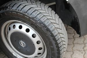 Balts Opel Vivaro 2011 Mārupe, ar dzinēja tilpumu 2.00 L un nobraukumu 244 tūkst. km par 6450 €, foto 12 vietnē AUTOMOTO.COM.LV