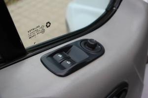 Balts Opel Vivaro 2011 Mārupe, ar dzinēja tilpumu 2.00 L un nobraukumu 244 tūkst. km par 6450 €, foto 16 vietnē AUTOMOTO.COM.LV