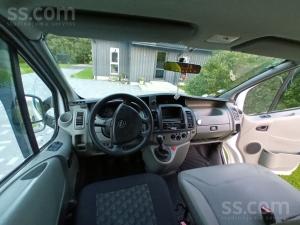 White Opel Vivaro 2011 in Talsi, with an engine capacity of 2.00 L and mileage of 260 thousand km for 7900 €, photo 6 on AUTOMOTO.COM.LV