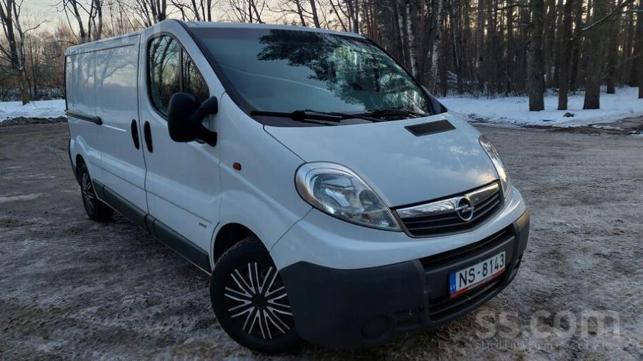 Balts Opel Vivaro 2012 Rīga, ar dzinēja tilpumu 2.00 L un nobraukumu 252 tūkst. km par 5500 €, foto 1 vietnē AUTOMOTO.COM.LV