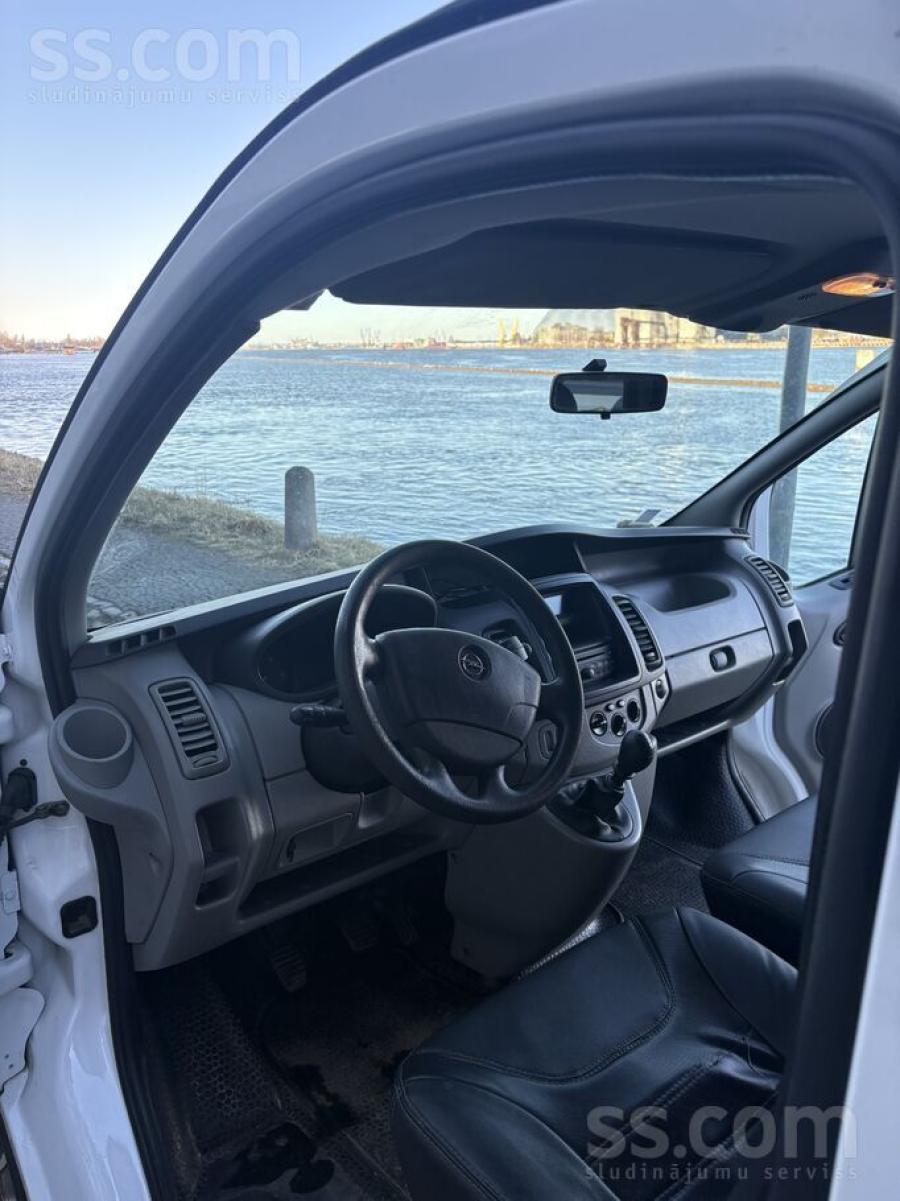 Balts Opel Vivaro 2012 Rīga, ar dzinēja tilpumu 2.00 L un nobraukumu 201 tūkst. km par 4800 €, foto 11 vietnē AUTOMOTO.COM.LV