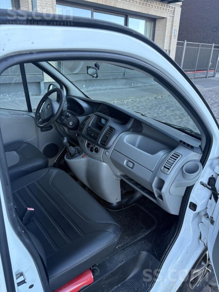 Balts Opel Vivaro 2012 Rīga, ar dzinēja tilpumu 2.00 L un nobraukumu 201 tūkst. km par 4800 €, foto 15 vietnē AUTOMOTO.COM.LV