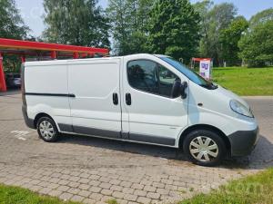 Balts Opel Vivaro 2012 Rīga, ar dzinēja tilpumu 2.00 L un nobraukumu 168 tūkst. km par 6300 €, foto  vietnē AUTOMOTO.COM.LV