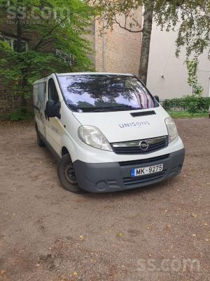 White Opel Vivaro 2012 in Riga, with an engine capacity of 2.00 L and mileage of 346 thousand km for 6800 €, photo 3 on AUTOMOTO.COM.LV