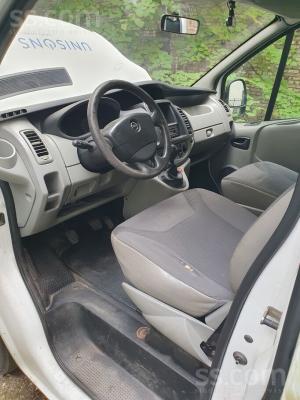 White Opel Vivaro 2012 in Riga, with an engine capacity of 2.00 L and mileage of 346 thousand km for 6800 €, photo 8 on AUTOMOTO.COM.LV