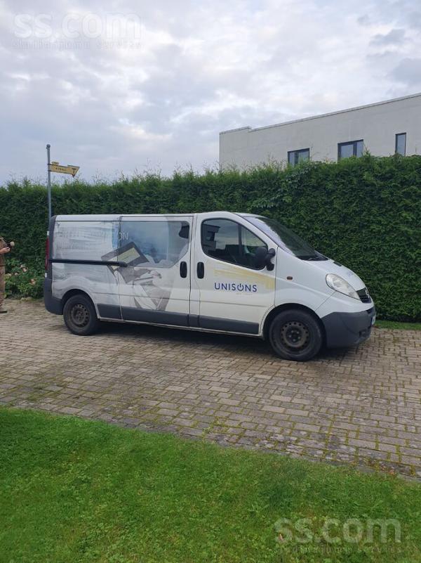 Opel Vivaro 2012 Rīga vietnē Balts Opel Vivaro 2012 Rīga, ar dzinēja tilpumu 2.00 L un nobraukumu 346 tūkst. km par 6300 €, foto 1 vietnē AUTOMOTO.COM.LV